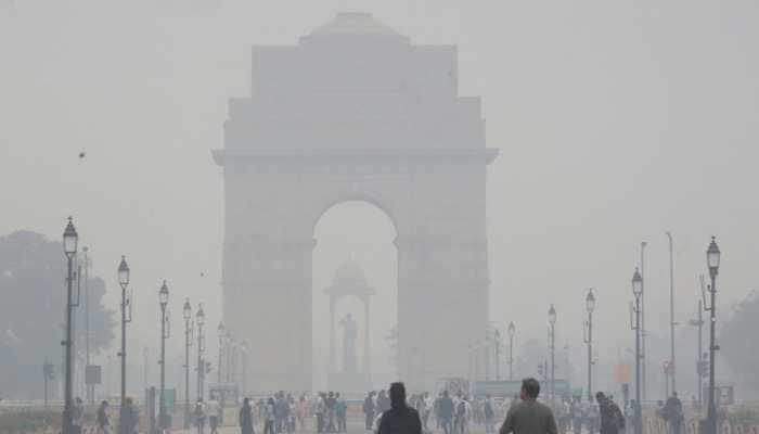 Delhi sees slight rise in minimum temperature; air quality stays in ...