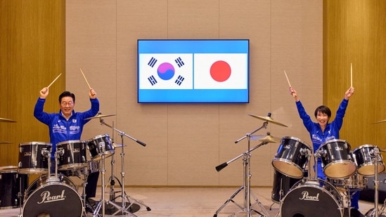 Dynamite to golden: Japanese PM, South Korean president jam on drums to ...