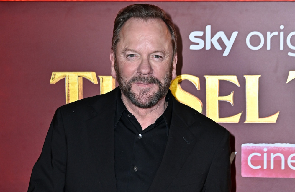 Kiefer Sutherland arrested in Hollywood over alleged assault, police say