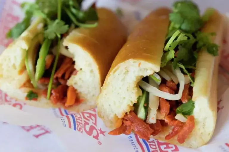 Lee’s Sandwiches menu prices with calories [updated 2026]