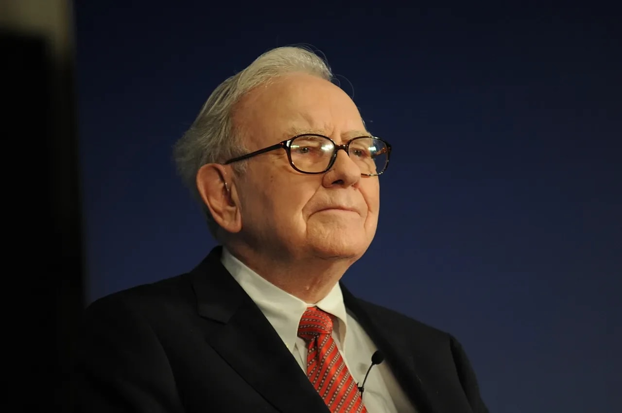 Warren Buffett reveals Berkshire had $100B ready to spend last year ...