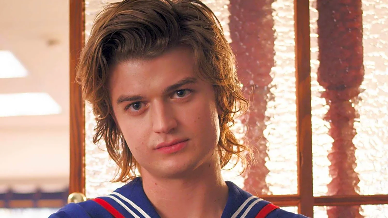 Stranger Things star Joe Keery feels 'lucky', shares emotional post ...