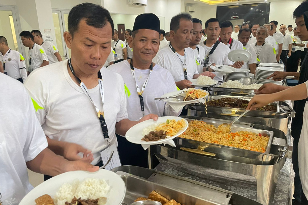 Menhaj sidak makanan petugas haji di barak, jadi cerminan kualitas menu ...