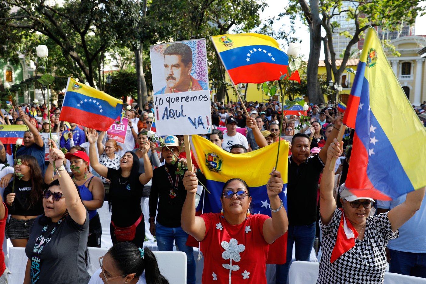 Almost one in three Canadians say US might try to invade Canada: poll