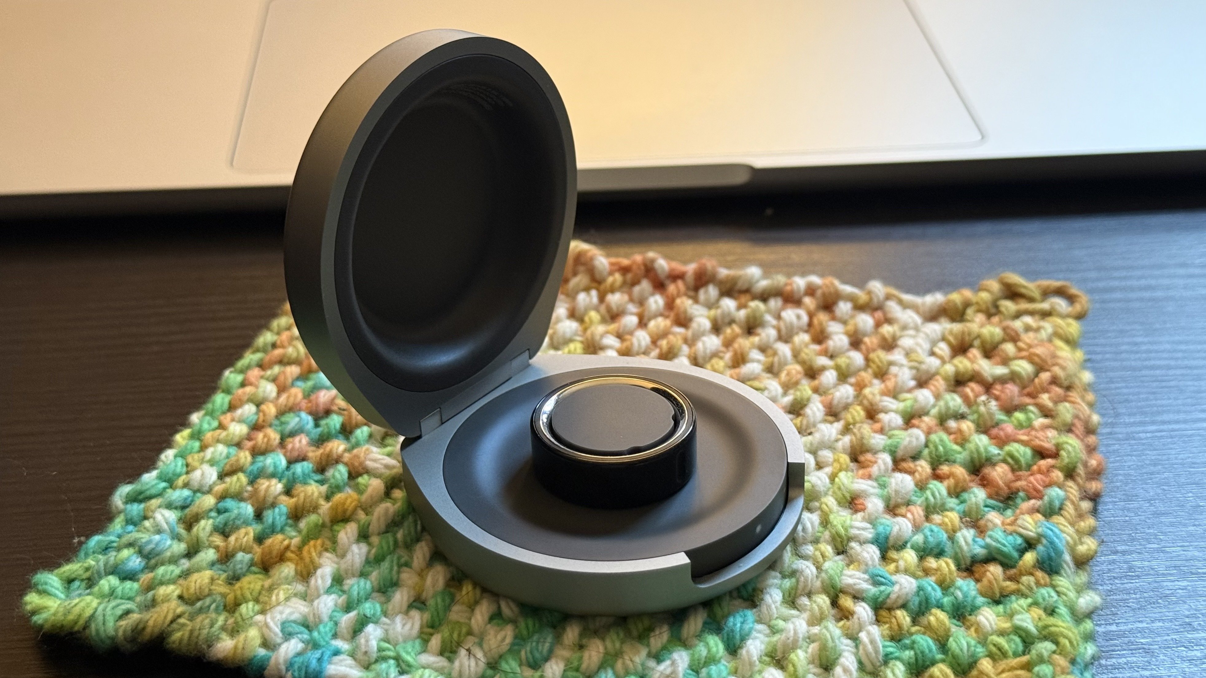 I finally got my hands on Oura’s new charging case