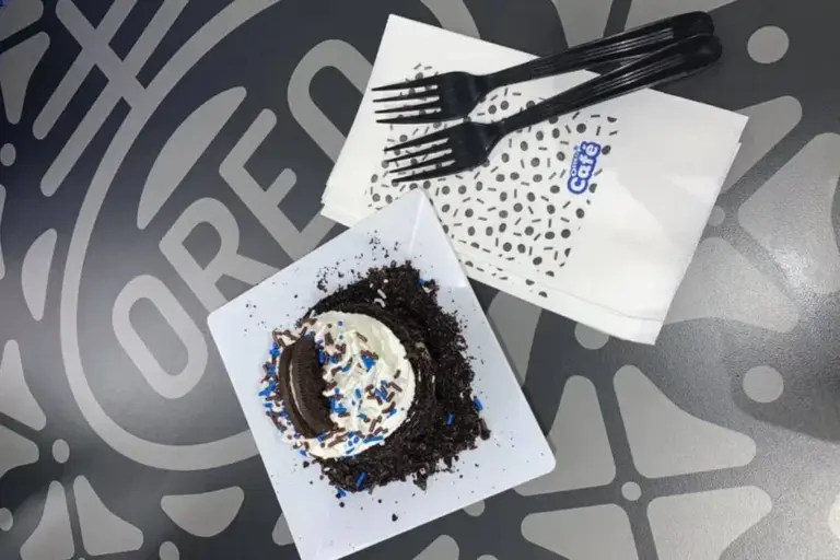 Oreo cafe menu with prices [updated 2026]