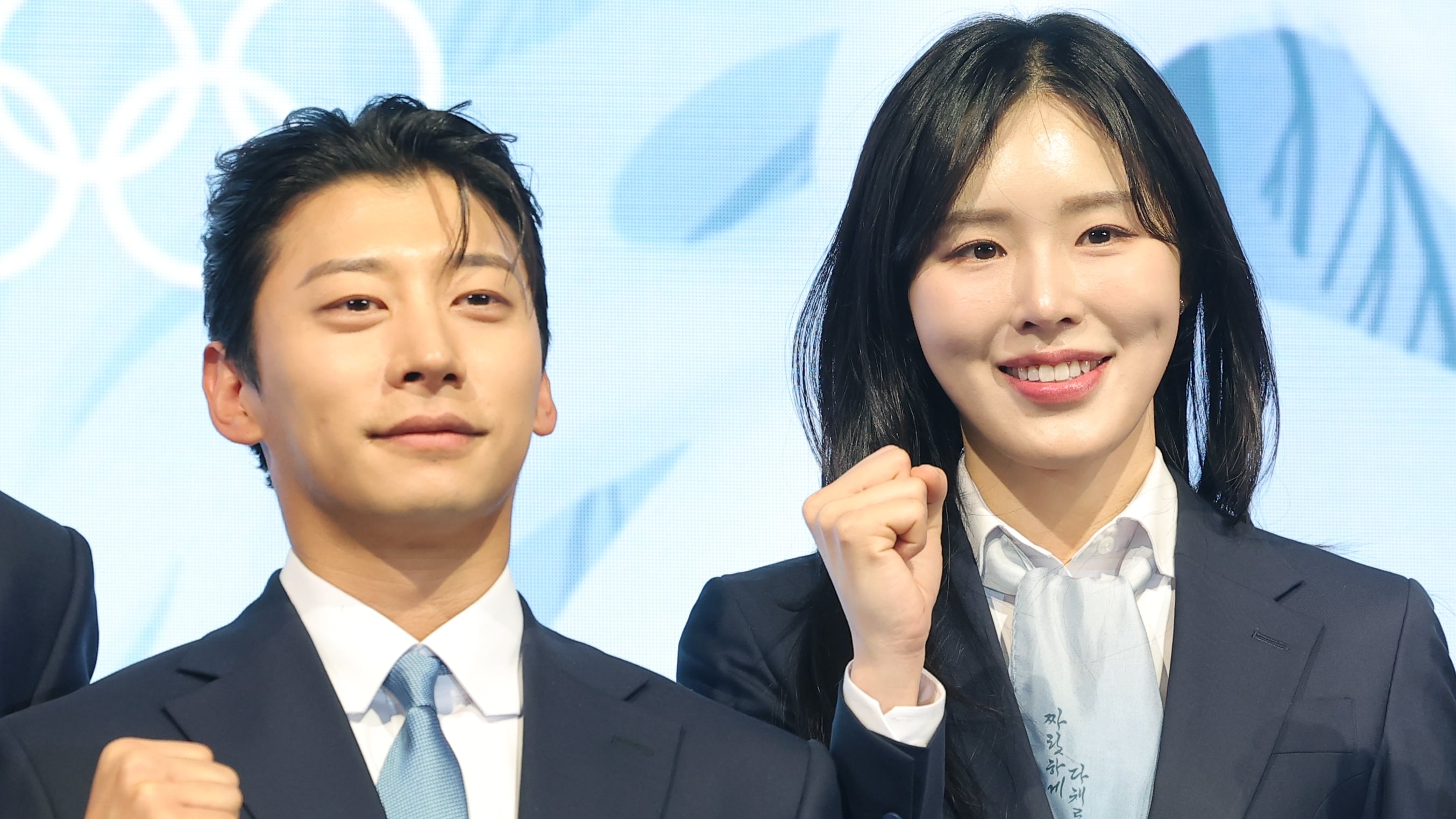 Kwak, Kim praise short track juniors' synchronization