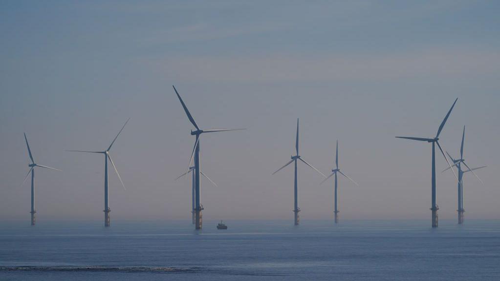 UK secures record supply of offshore wind