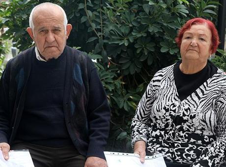 Antalya'da 2 yıldır süren inat savaşı! Her şeyleri var: Sürünerek yaşıyor