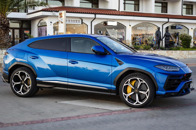 Want a Lamborghini SUV without a $250K price tag? The used Urus is the ...