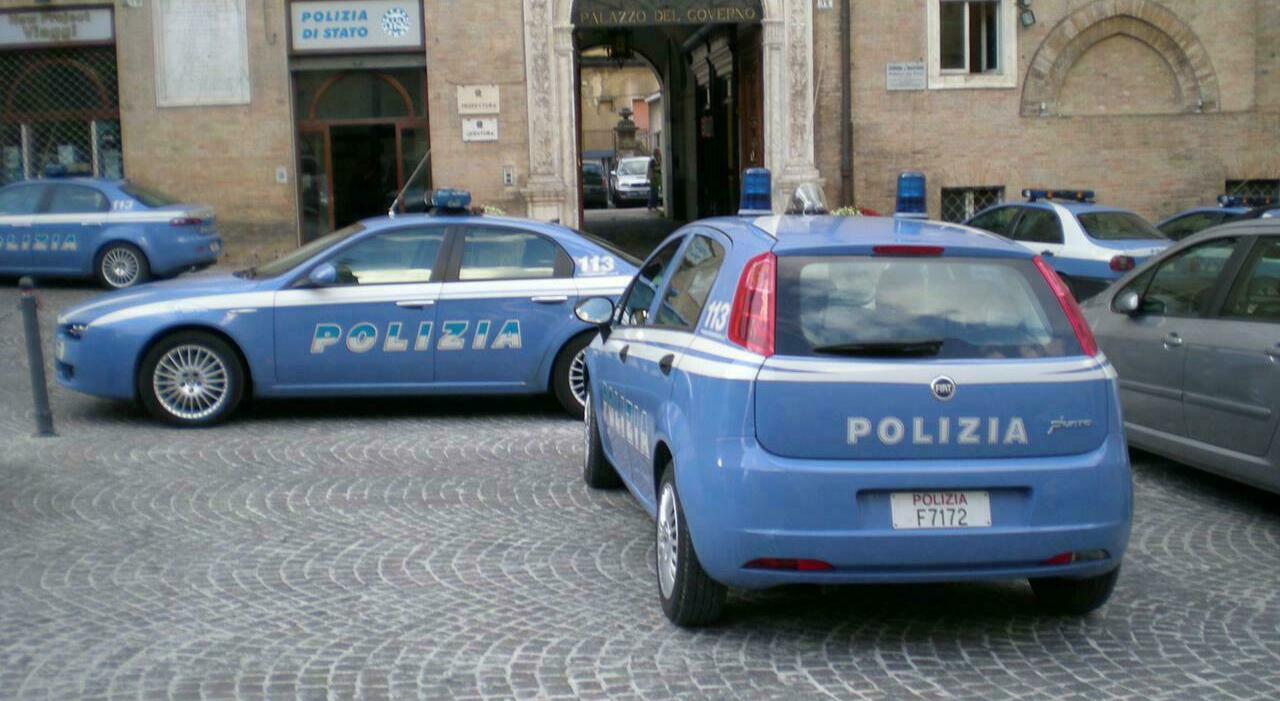 Macerata, in arrivo 12 poliziotti. I rinforzi, tra agenti e ispettori ...