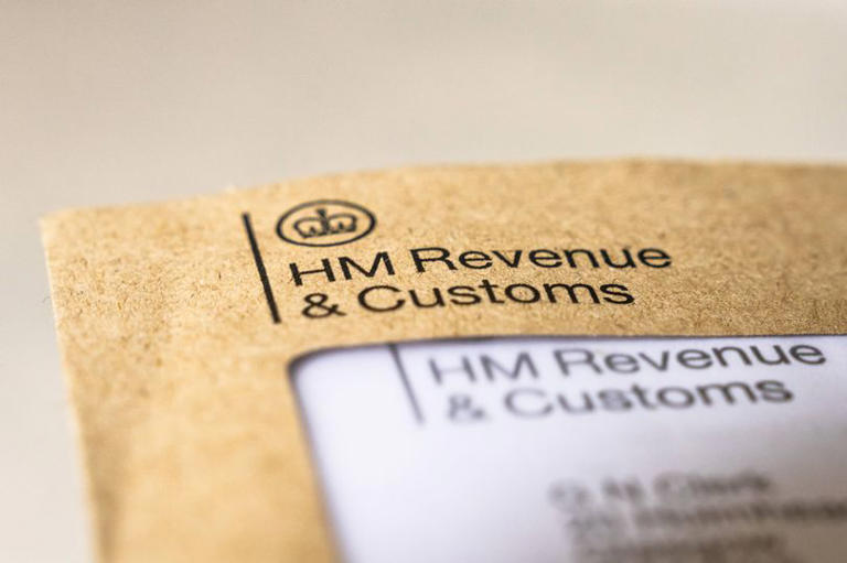 HMRC warning for self-assessment households with £10K savings rule