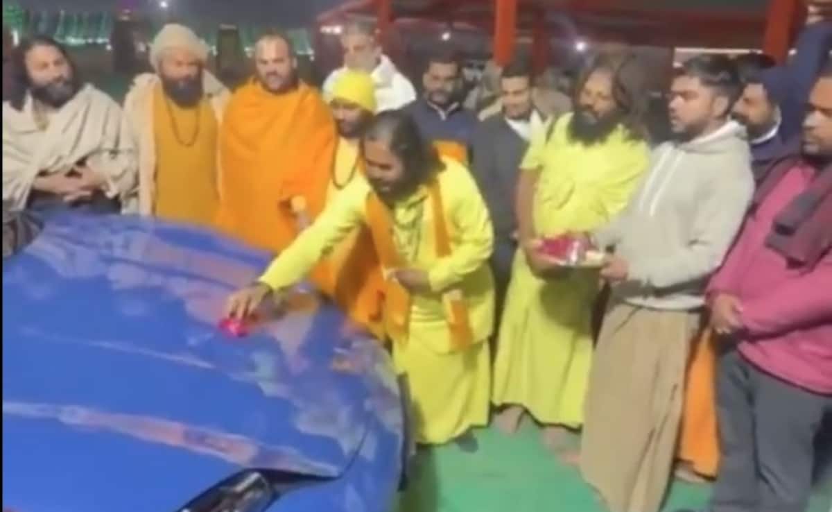 Video: Spiritual leader Satua Baba drives Rs 2-crore Porsche at Magh Mela
