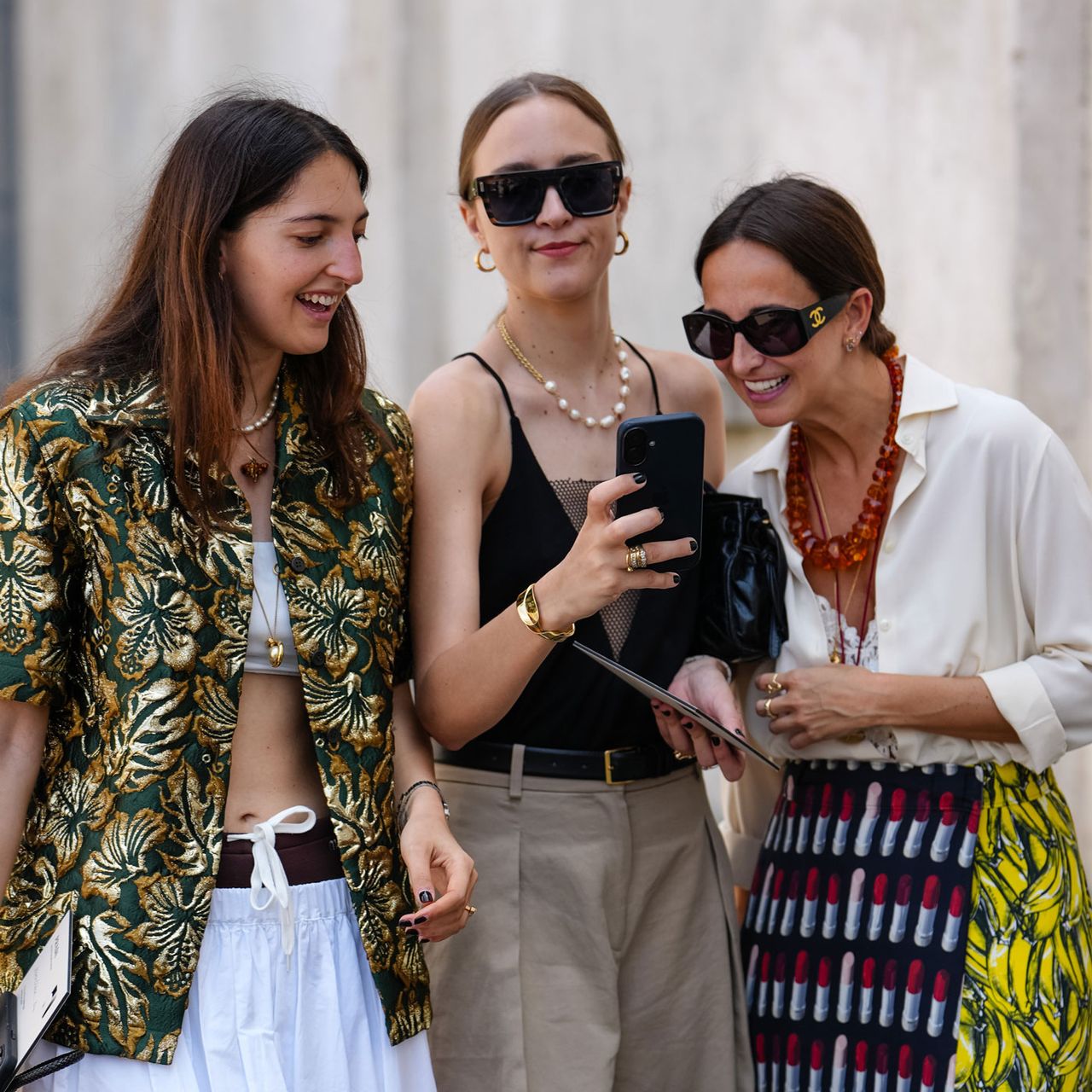 Here's how to prioritize Who What Wear articles in your Google search ...