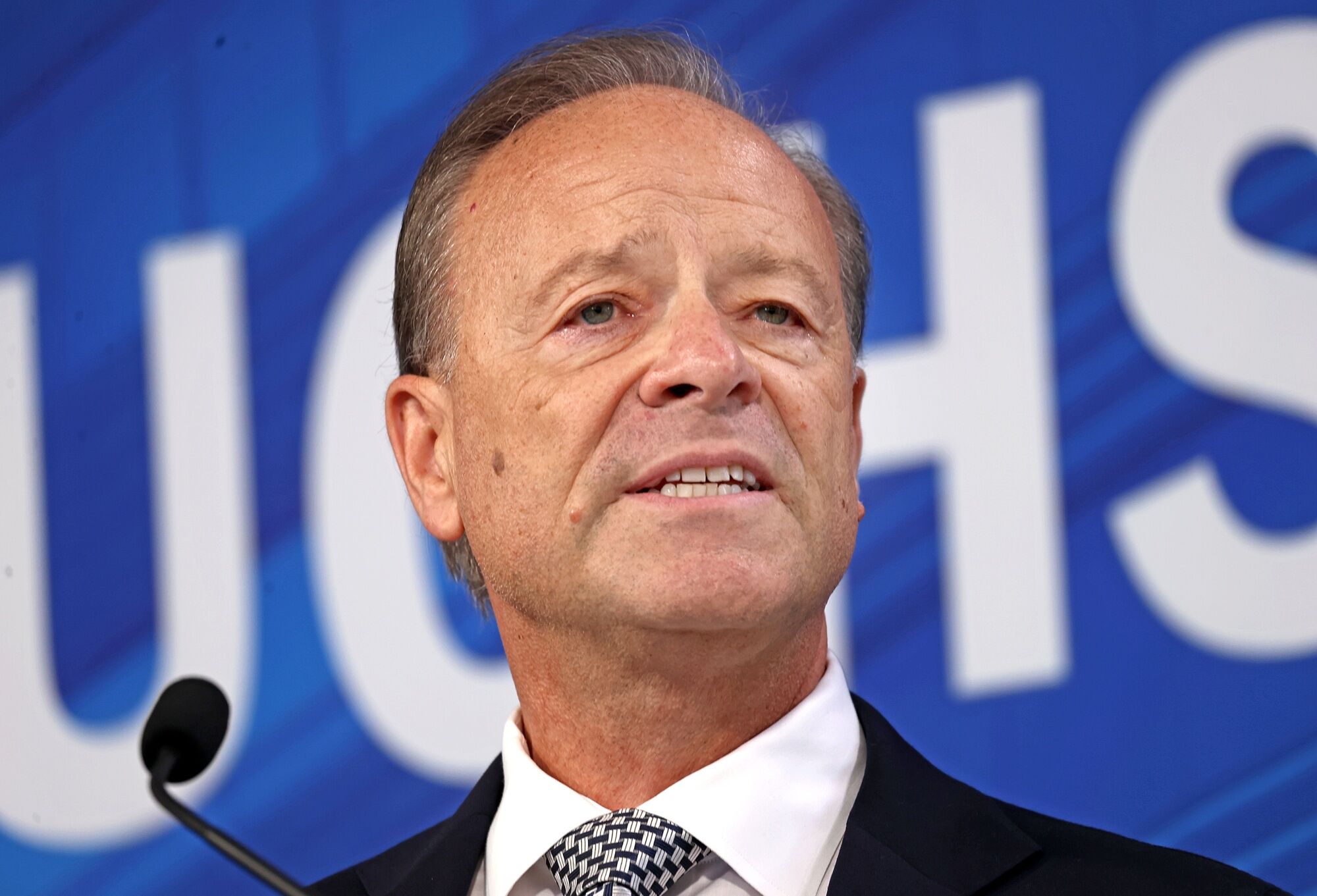 Biogen CEO sees edge over Lilly with at-home Alzheimer’s drug