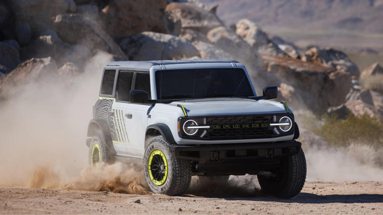 This new Ford Bronco RTR is a more affordable high-speed dune basher