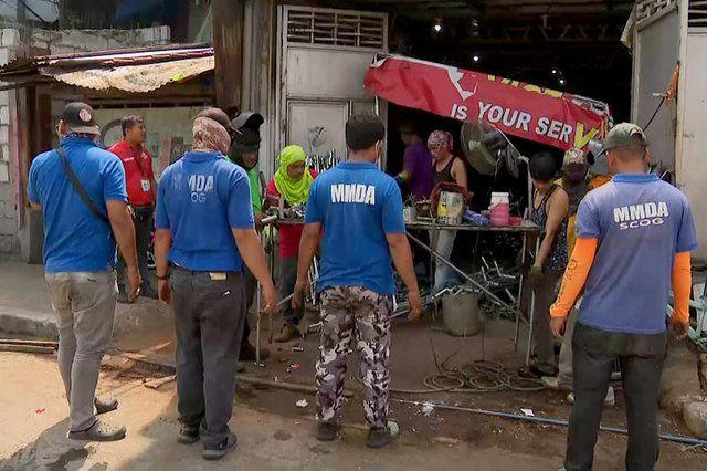 'Enough with being hard headed': MMDA clears sidewalks, roads in Tondo