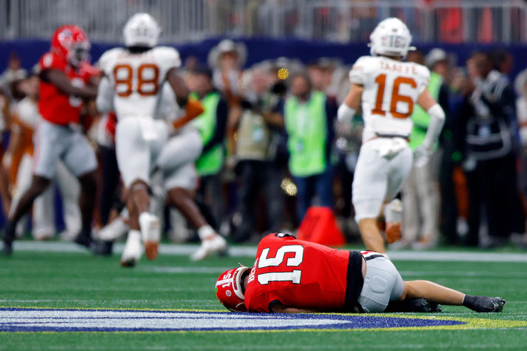 Carson Beck's path to redemption: Cash, cars and soul searching