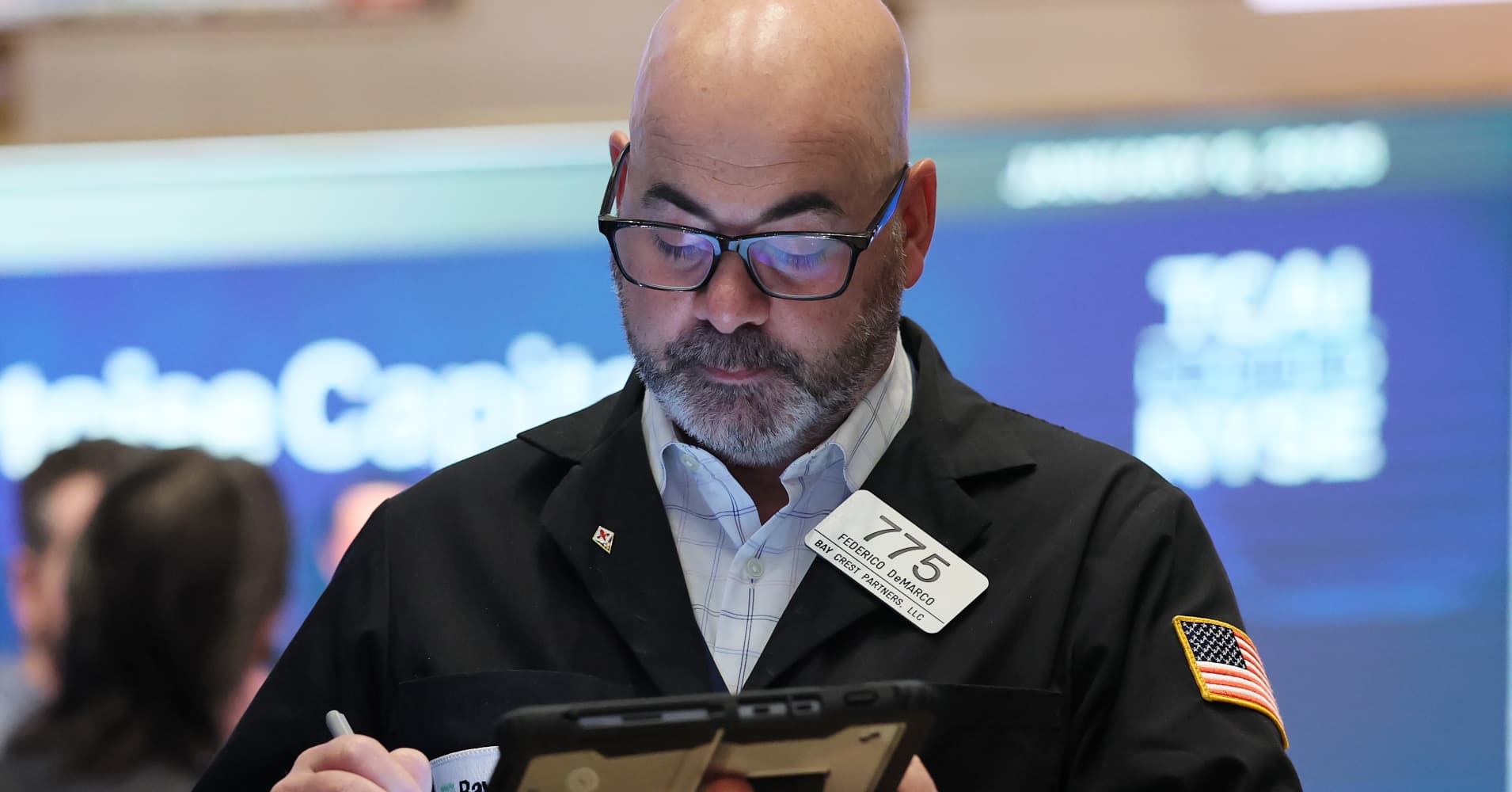 US Treasury yields slide as investors weigh more economic data