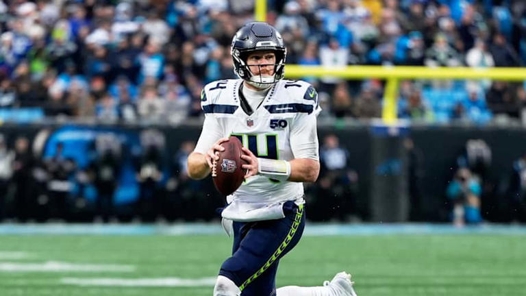 Ranking the eight remaining quarterbacks in the 2025 NFL playoffs