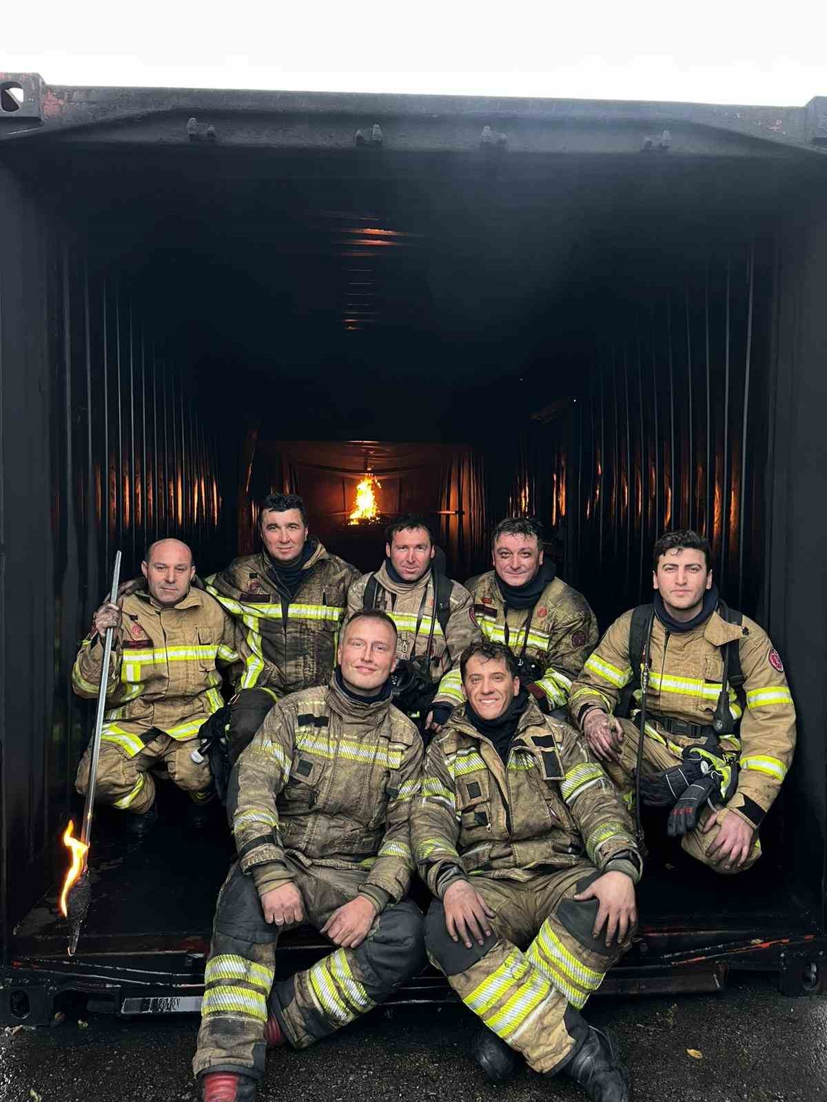 Büyükşehir İtfaiyesi’nden Koç Üniversitesi personeline eğitim