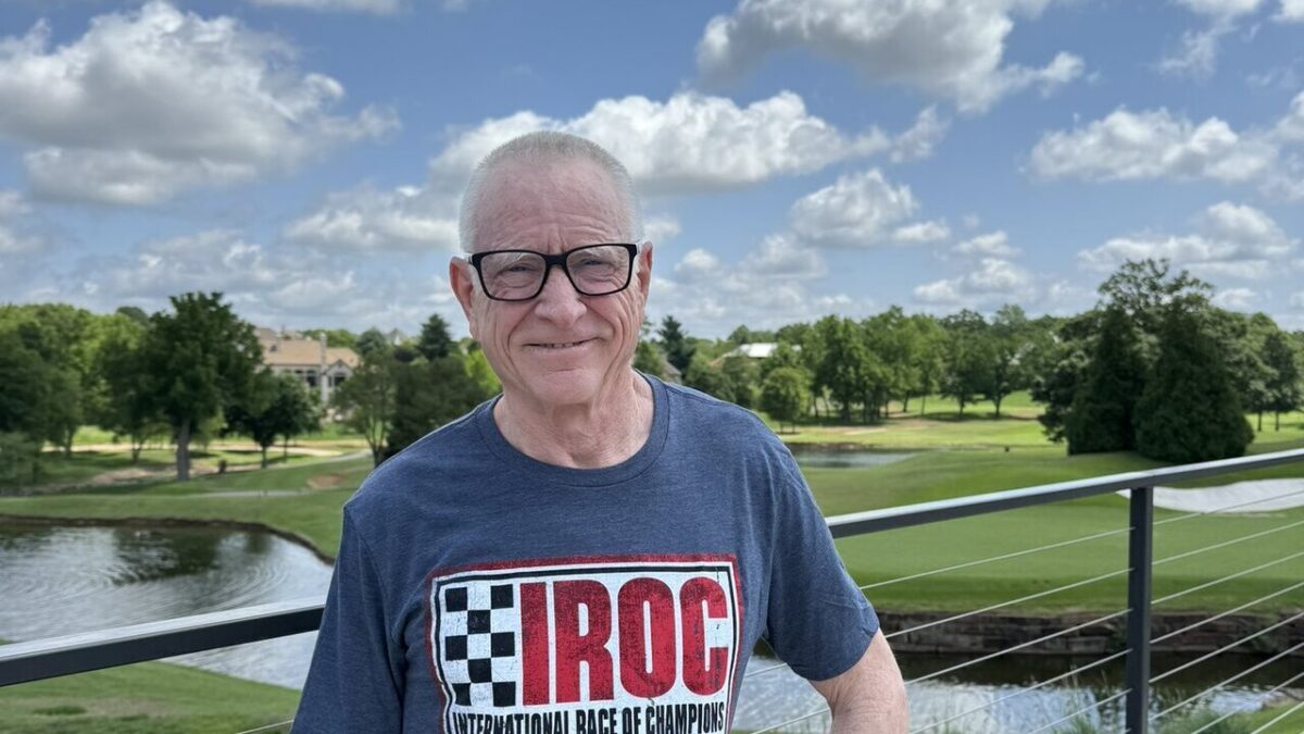 Mark Martin declares RCR is 100% to blame for Kyle Busch’s NASCAR struggles