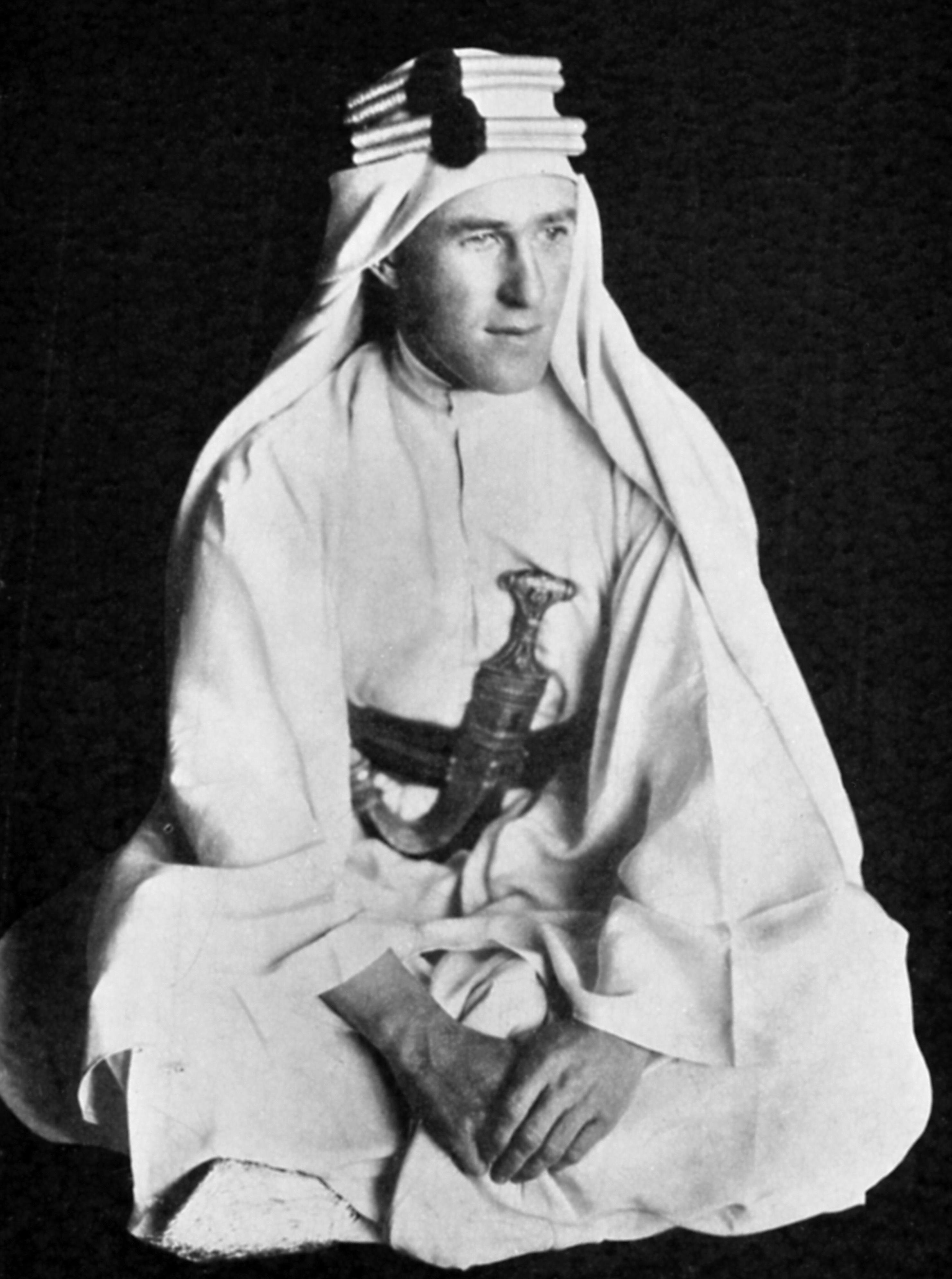 Lawrence of Arabia images given trigger warning at UK's National ...