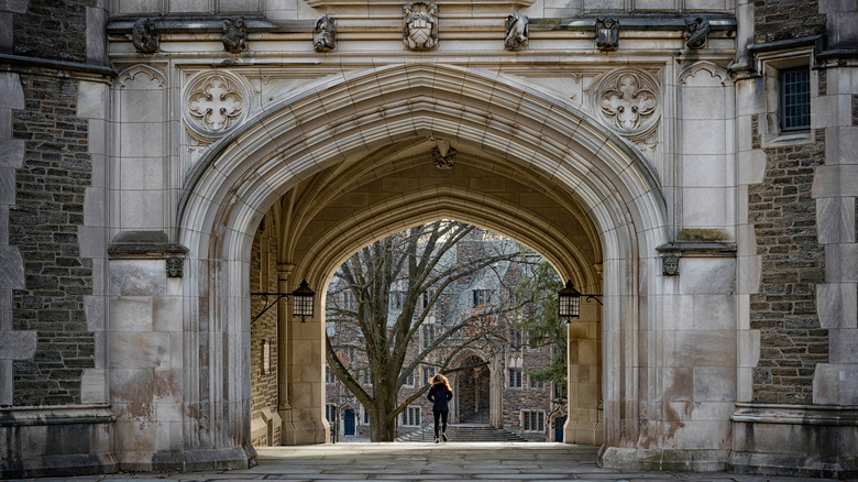 The most beautiful castles to visit in the US, according to ...