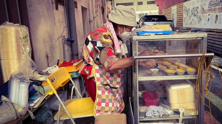 Eat like a local: Kuala Lumpur & Petaling Jaya's oldest hawker stalls ...