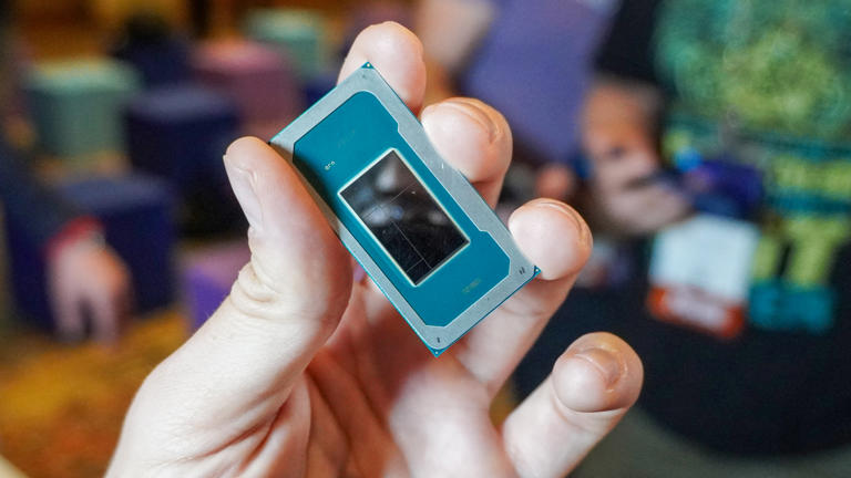 Intel says laptop makers are sitting on about 9 to 12 months of stock ...