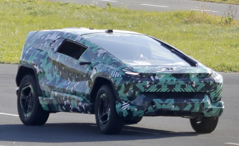 Saudi Arabia is building the weirdest electric car you’ll see this year