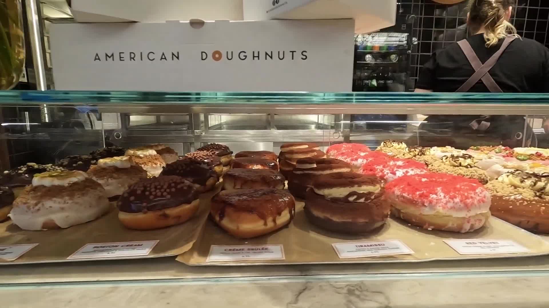 Lisbon food adventure: Exploring Time Out Market’s best eats & sweets!