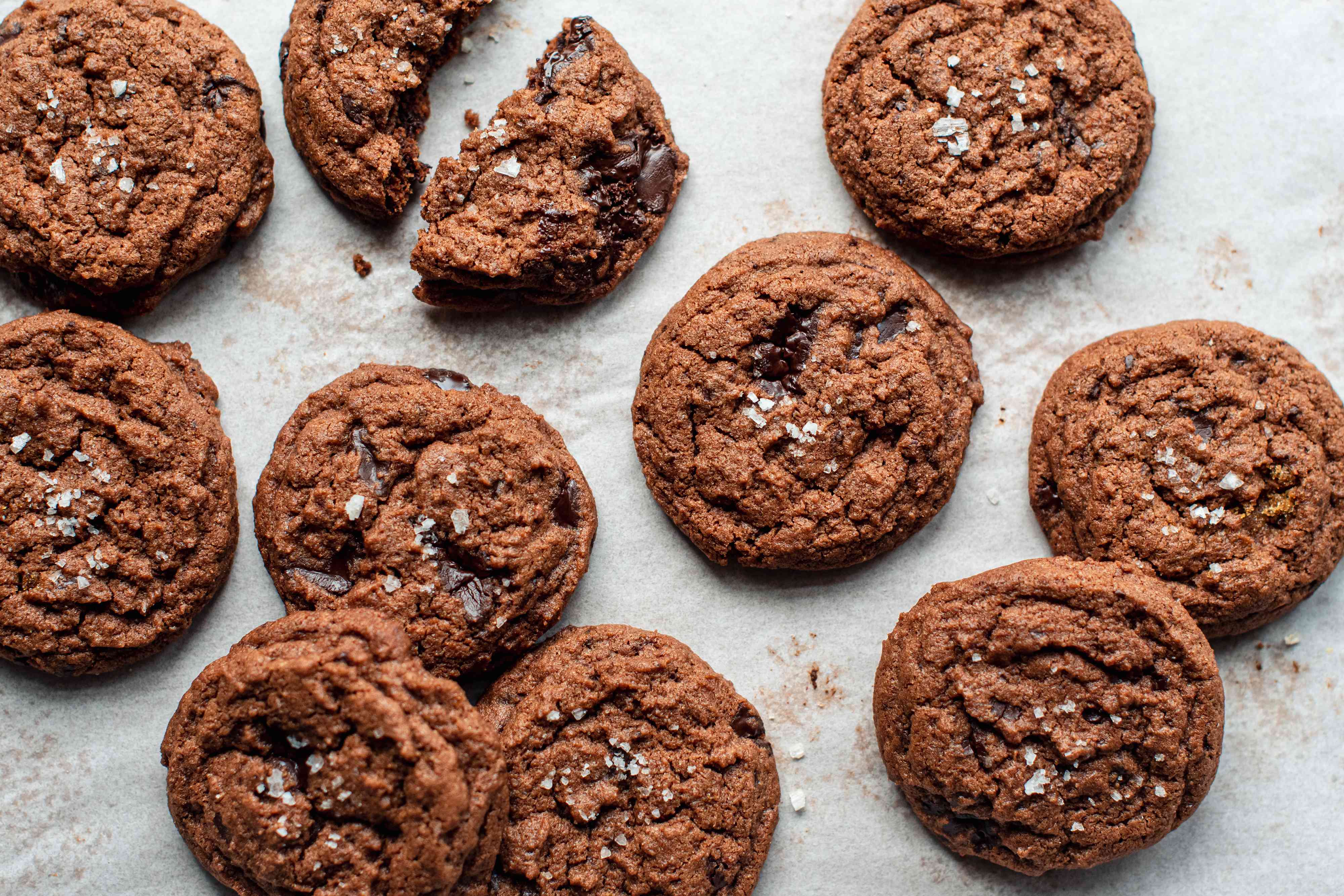 The oven temperature scientists say makes cookies bake better every time