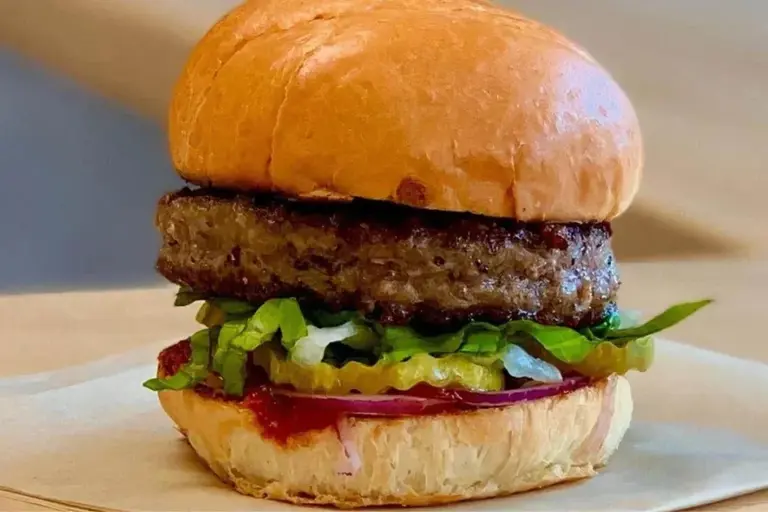 Little Big Burger menu prices with calories [updated 2026]