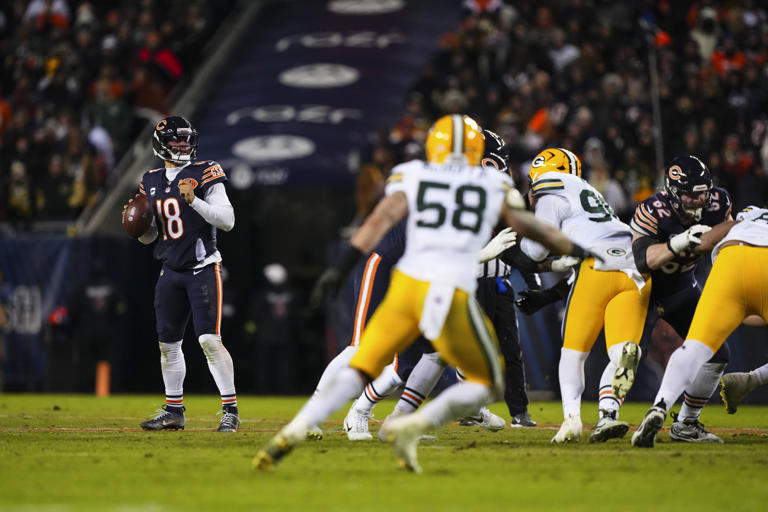 Green Bay’s linebackers fueled the Packers’ collapse against the Bears