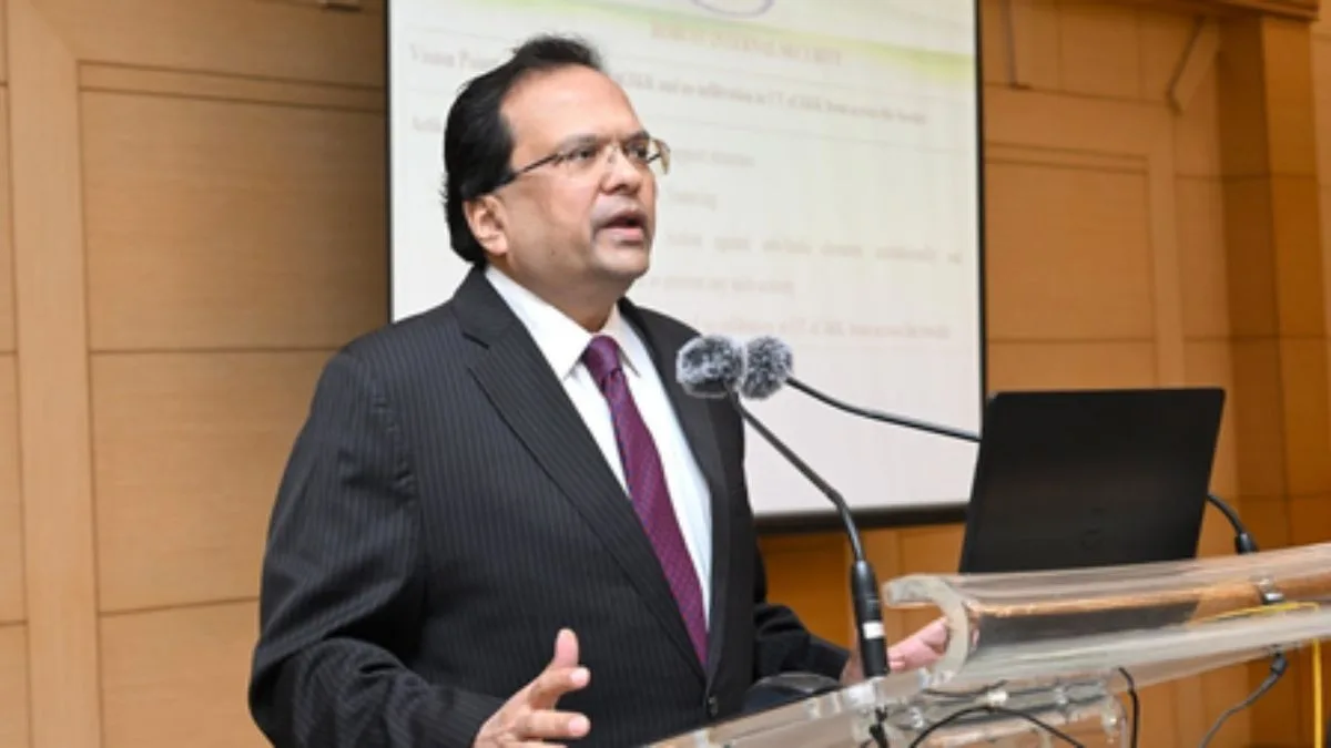 Union home secretary to review anti-terror operations in Jammu