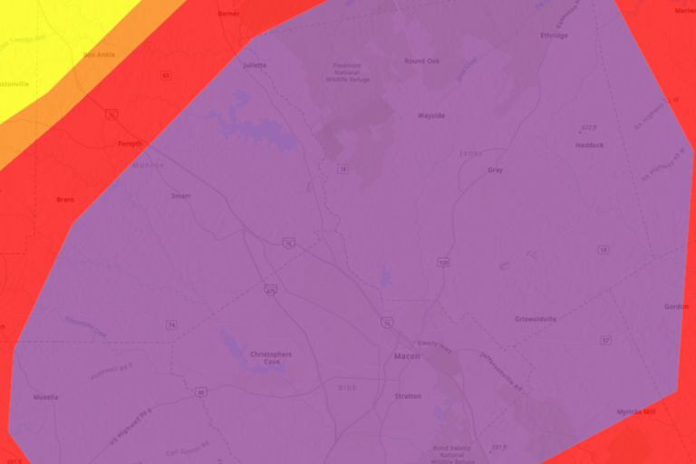 Thousands told to stay inside in Georgia: "health alert"