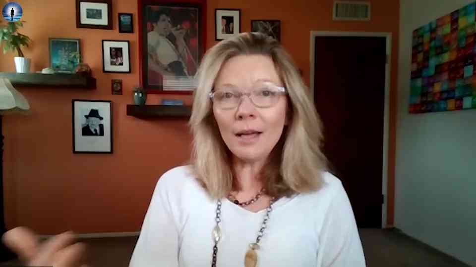 Atheist dies and wakes up in heaven next to Jesus