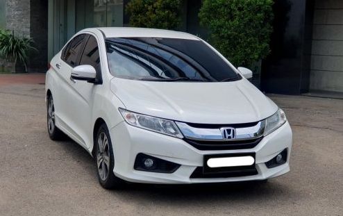 Pilihan sedan irit, segini harga Honda City 2014 bekas di pasaran