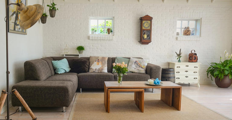 8 living room details that quietly signal lower-middle-class roots