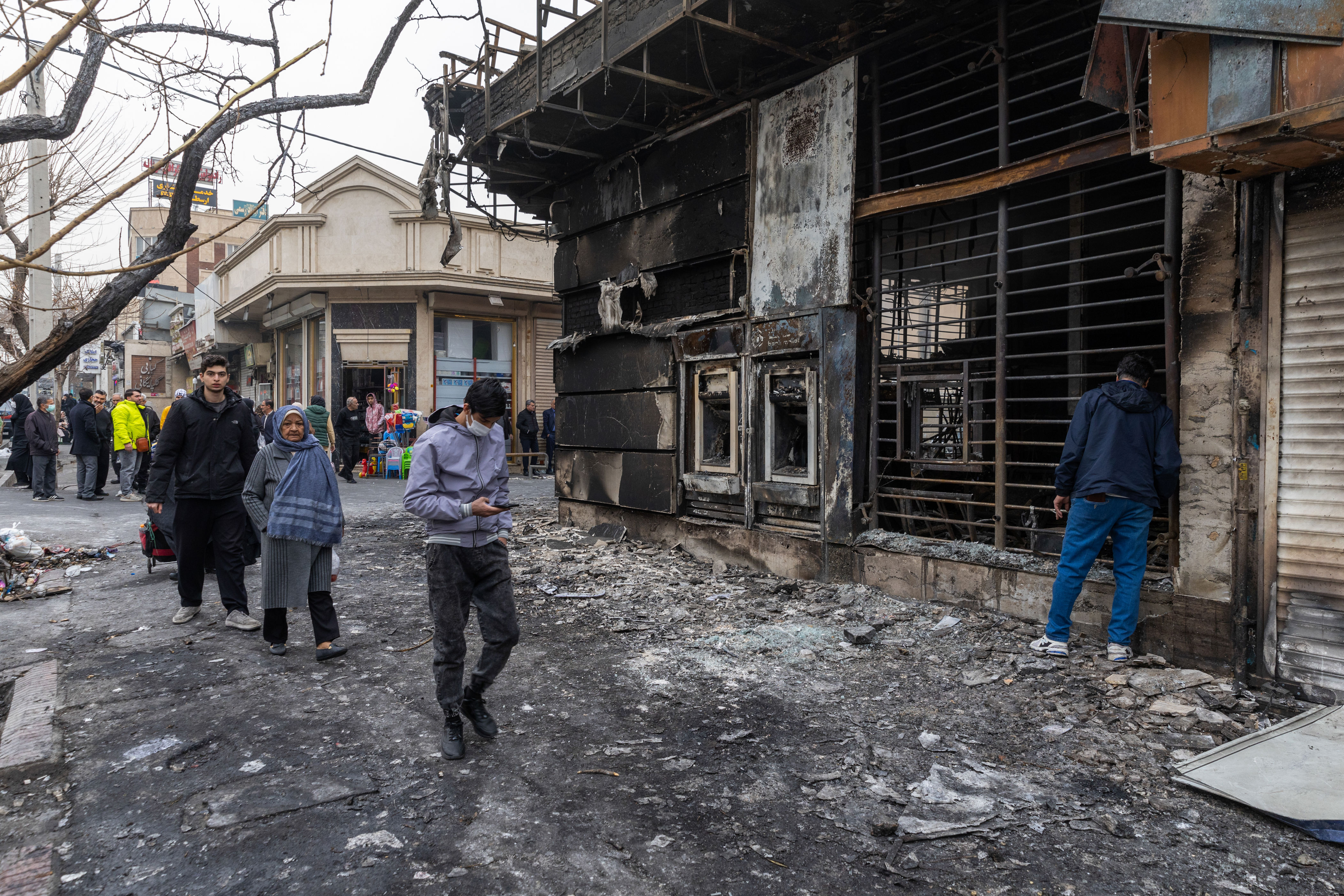 Iran’s opposition is battling to oust the rulers but hobbled by divisions