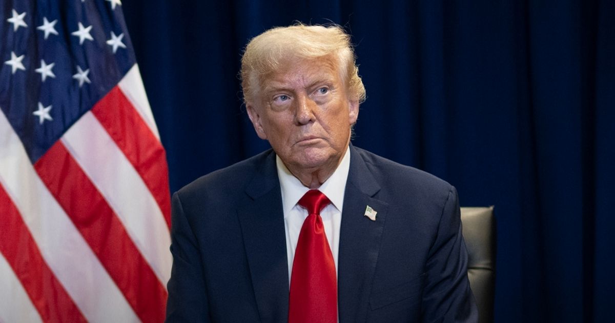 Donald Trump shows middle finger to Ford factory worker after heated remark