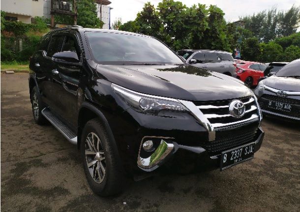 Harga Toyota Fortuner Seken Tahun 2018, tipe VRZ Harganya Ada yang Jual ...