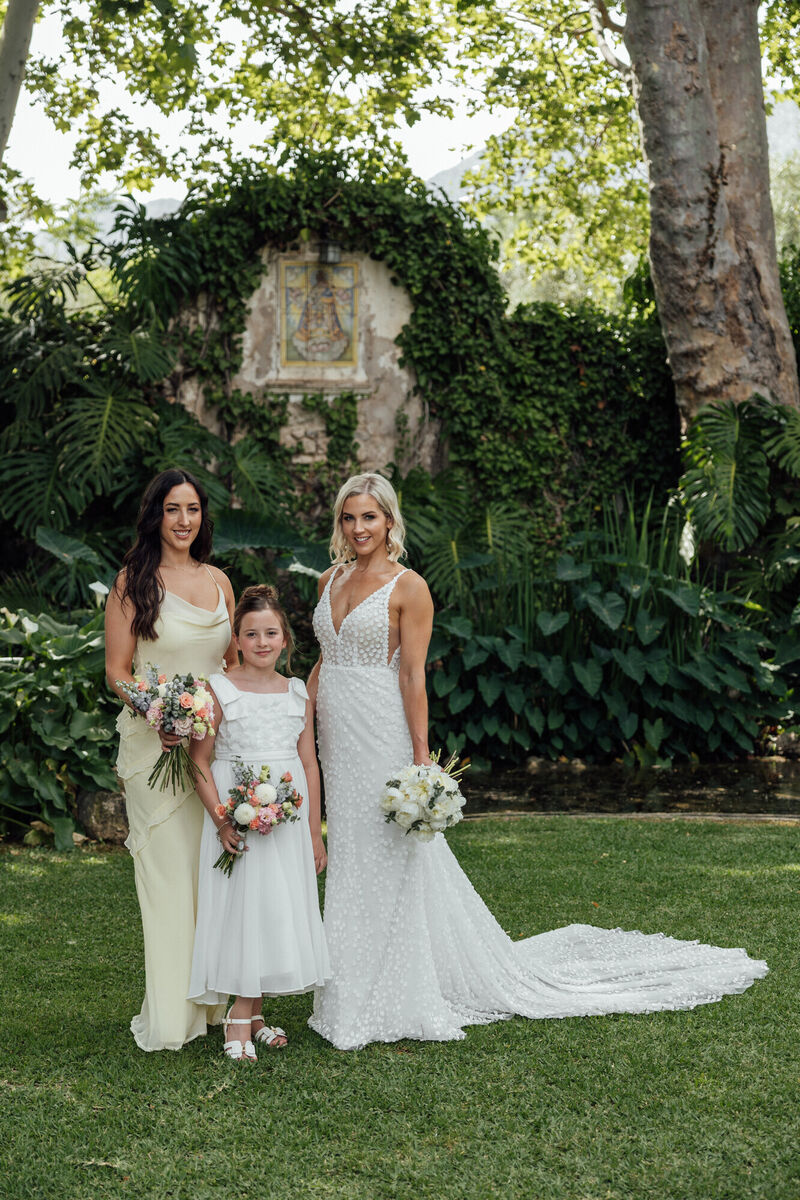 My wedding day with Ciara Revins: My sister is a hairdresser so she ...