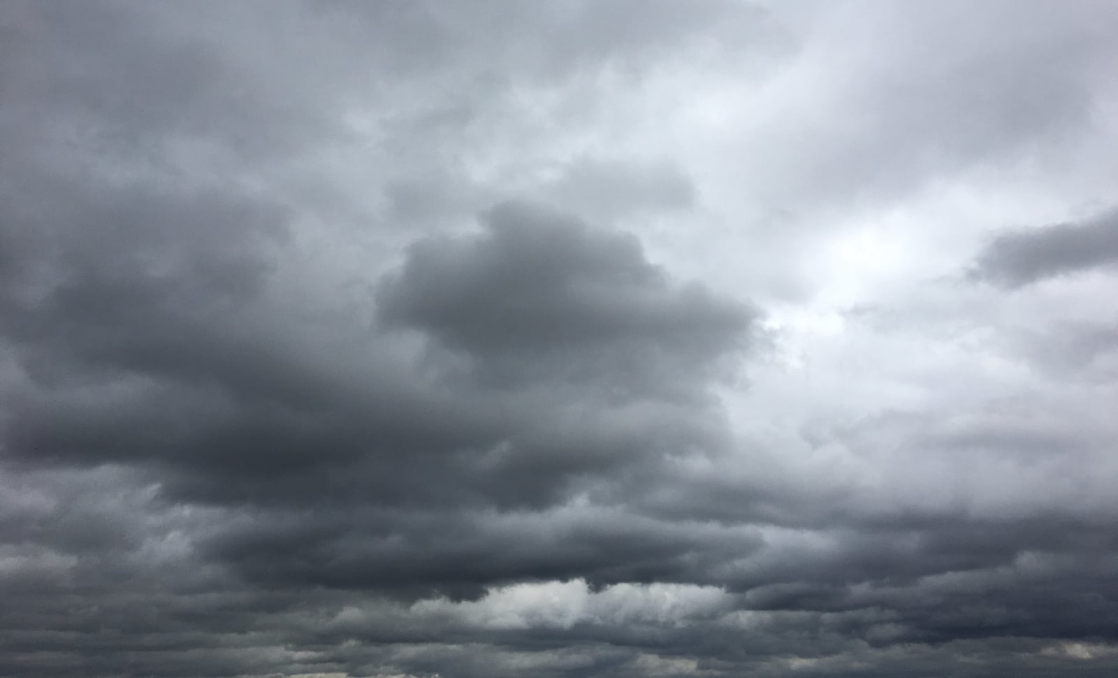 Météo : douceur, grisaille et alertes avalanches et vents violents ce ...