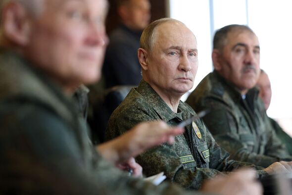 Putin humiliated as 'incompetent butcher' Russian general fired - 300 ...