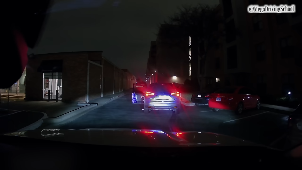 Two impatient drivers tried to beach each other