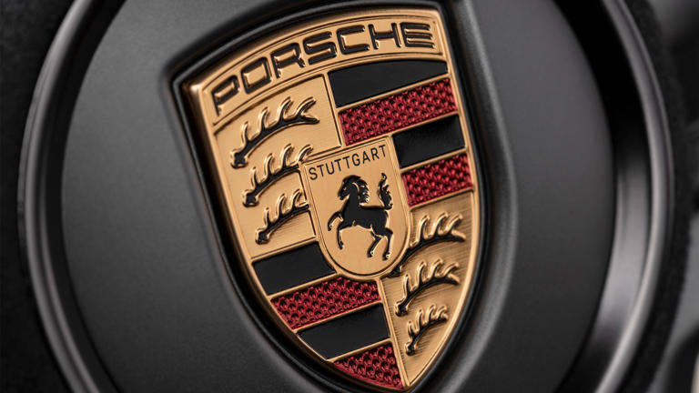 Fanatec Porsche Vision GT wheel review: the closest you’ll get to ...