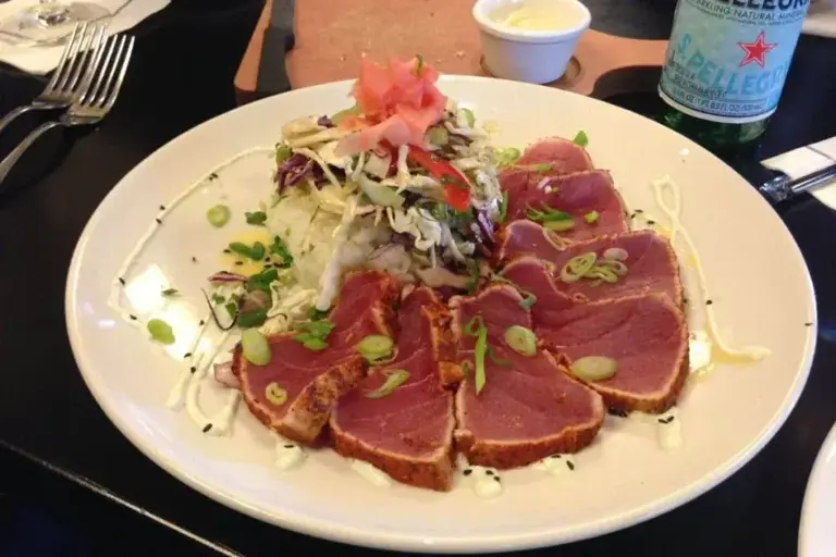 Cooper’s Hawk Winery & Restaurant menu prices with calories [updated 2026]