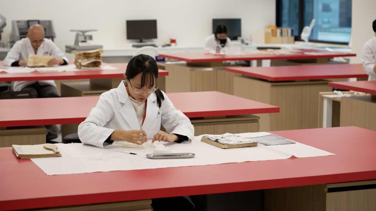 Taiwan’s first national archives seeks to return power to the people